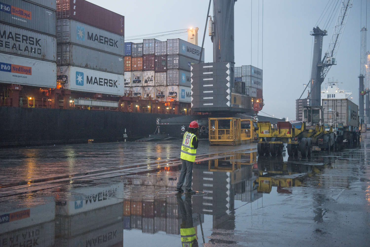 Break bulk & OOG - APM Terminals