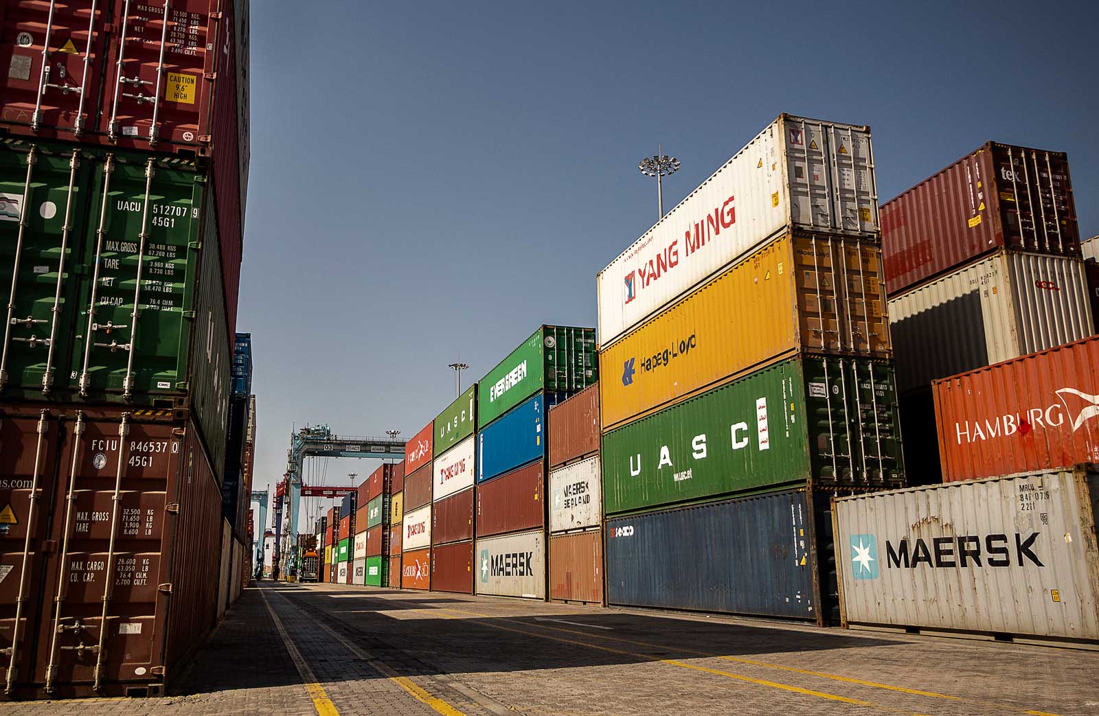 Container Photos - APM Terminals