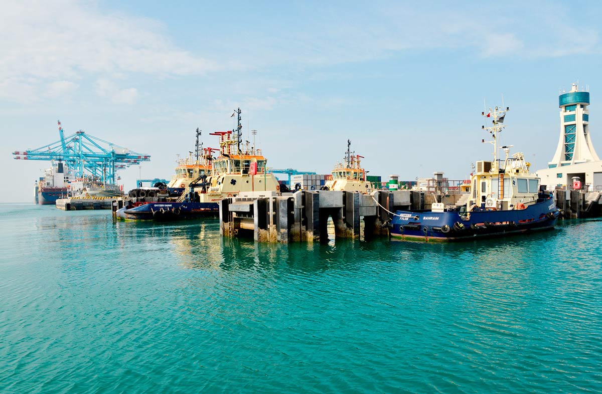 Quay & Marine Services - APM Terminals