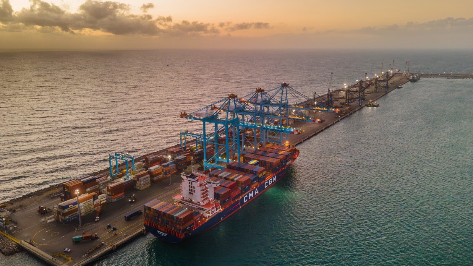 A Empresa - APM Terminals