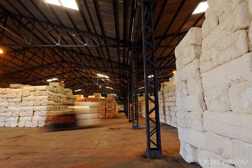 Customs Examination Facility - APM Terminals