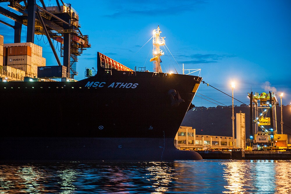 Image Gallery - APM Terminals