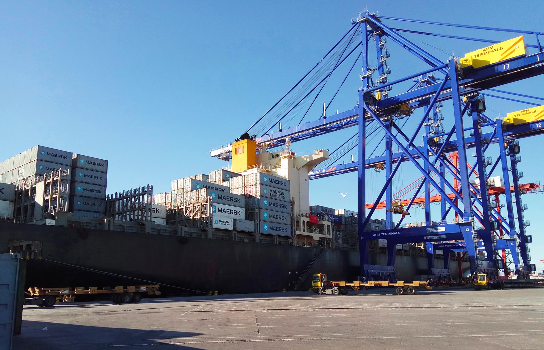 Media Gallery - APM Terminals