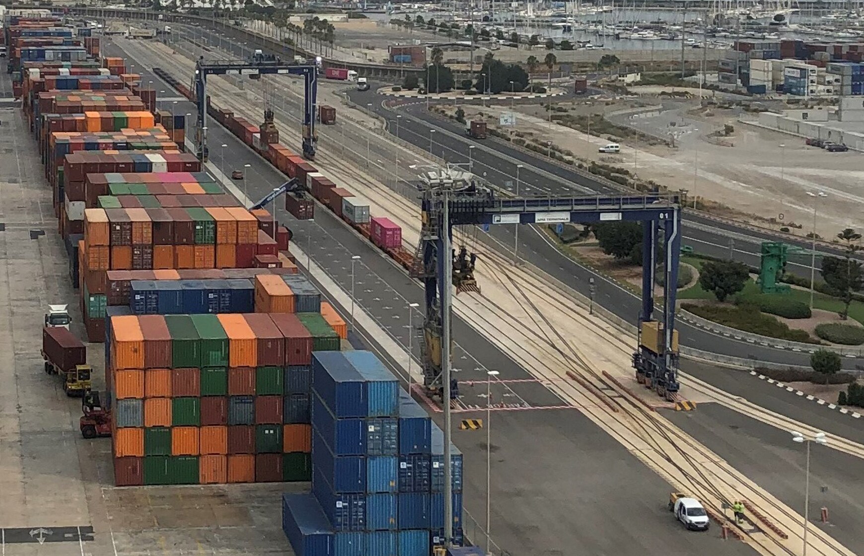 Rail Terminal - APM Terminals